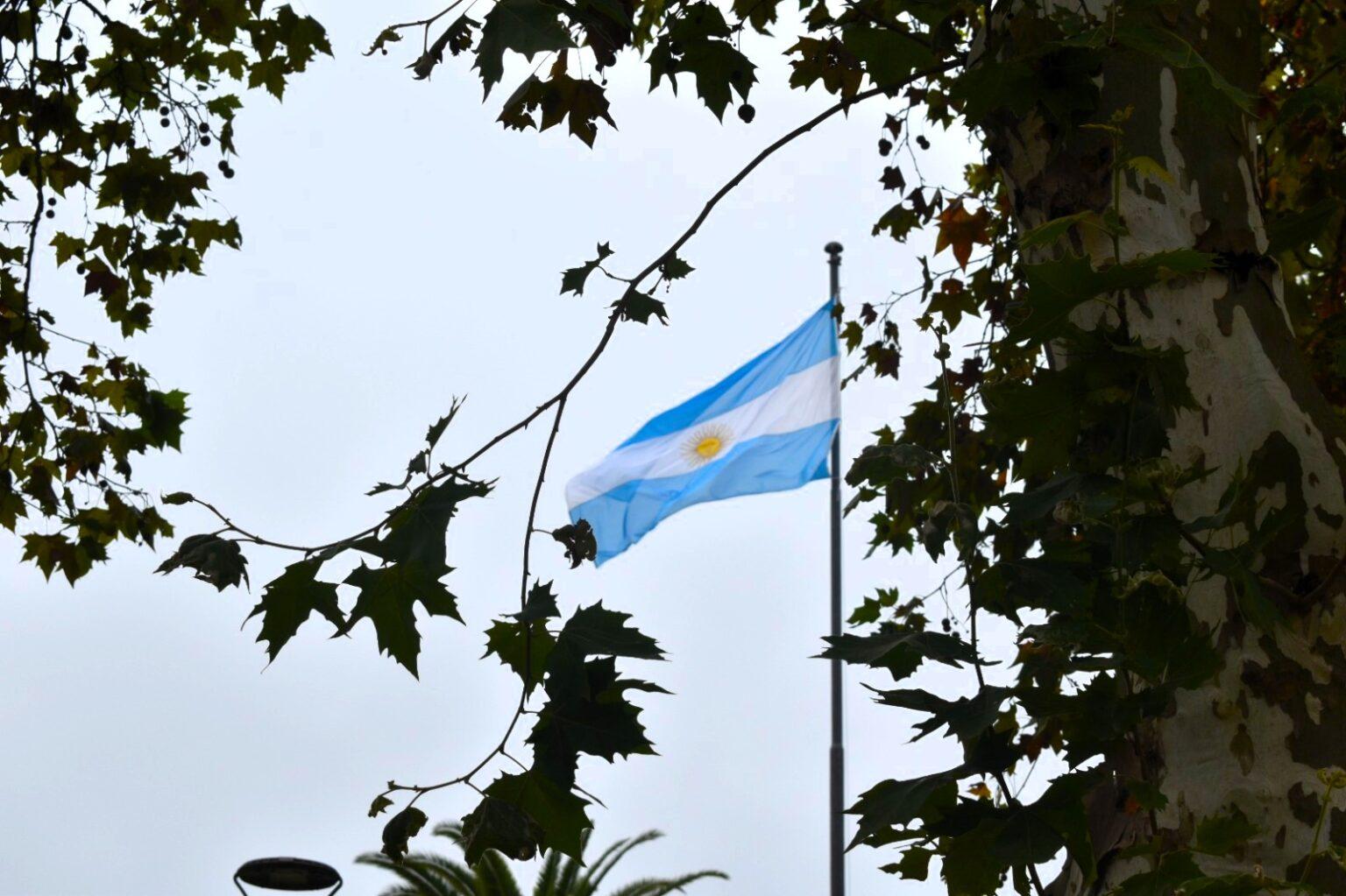 Colón se prepara para el Acto del Día de la Bandera y la Promesa de ...